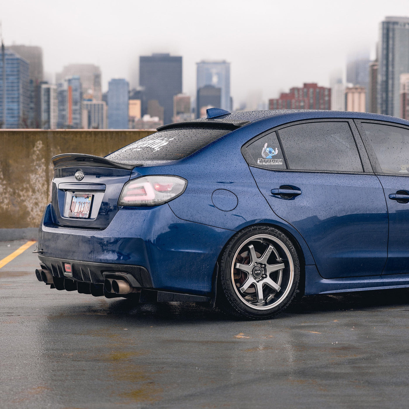 FC7 Hyper Black/Polish Lip